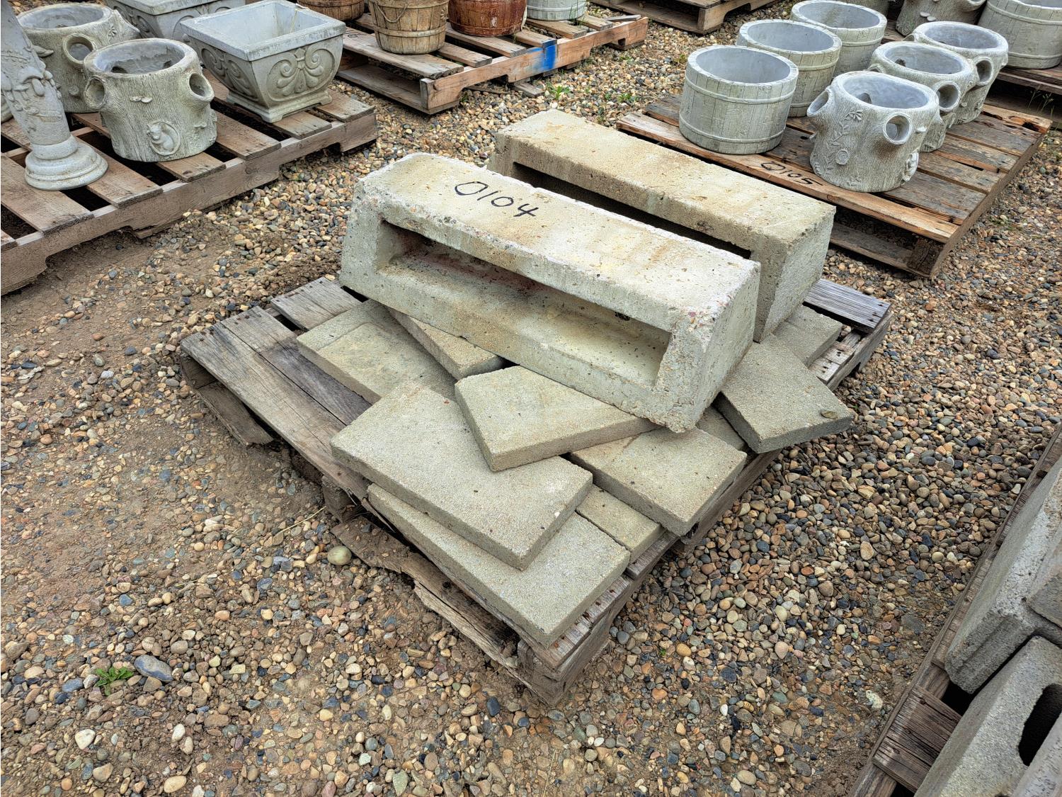 Concrete Blocks and Stands (Unused) [24IJ07001-104] | Team Auctions