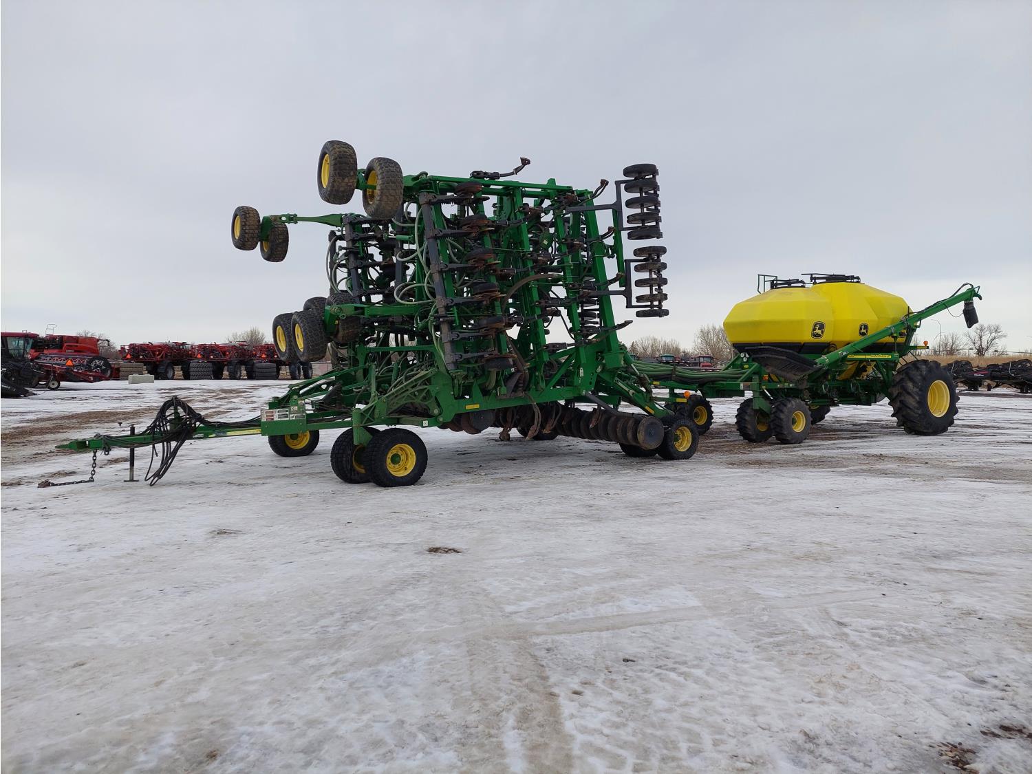 2009 John Deere 1835 50 Ft Air Drill with 2009 John Deere 1910 Tow ...