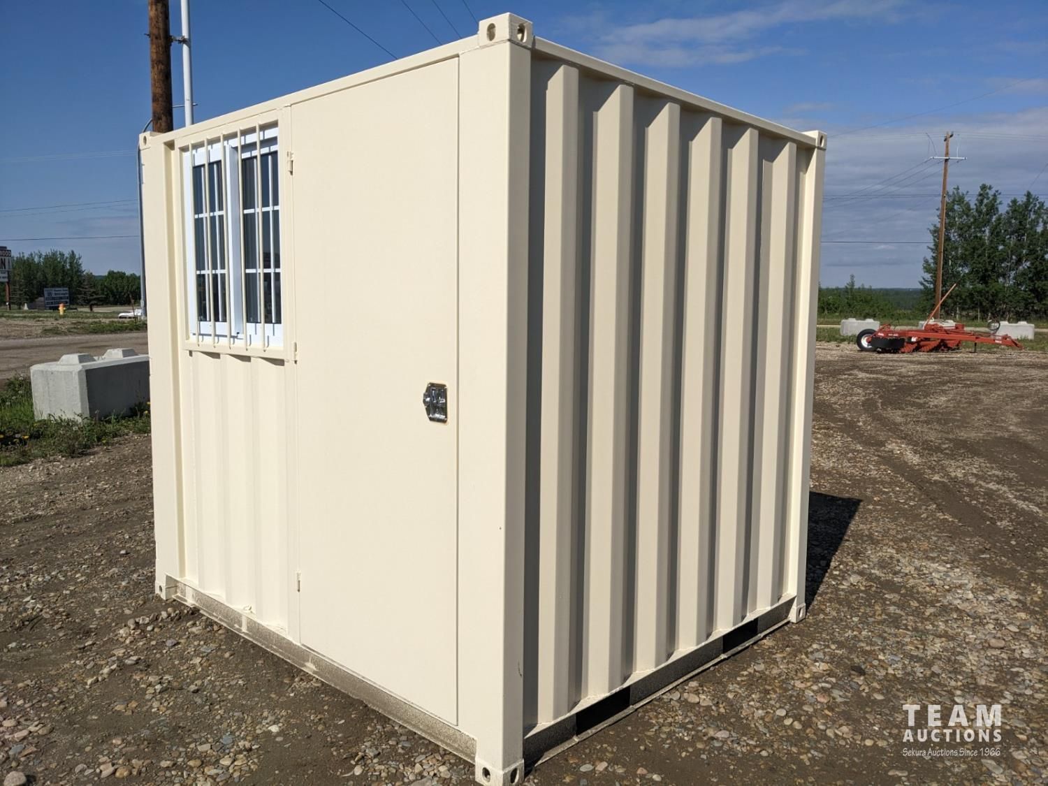 8 Ft Container [24AC03994-032] | Team Auctions