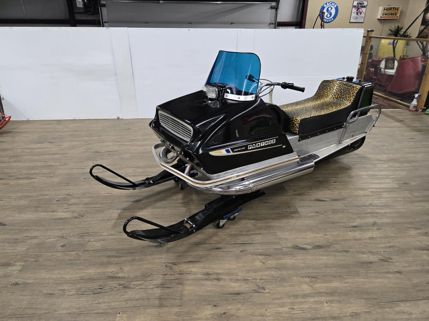 1970 Arctic Cat Panther Snowmobile [25IJ05001-044] | Team Auctions