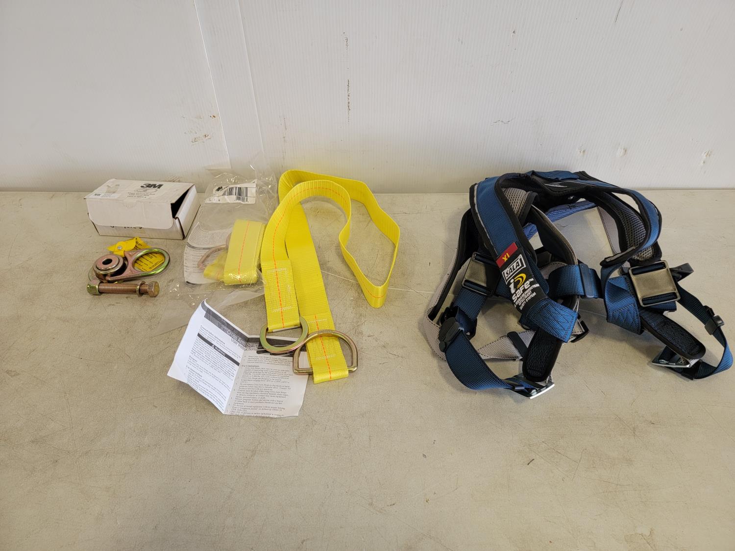 Exofit XL Safety Harness Swivel D-Bolt with Steel Bolt and (2) Cross ...