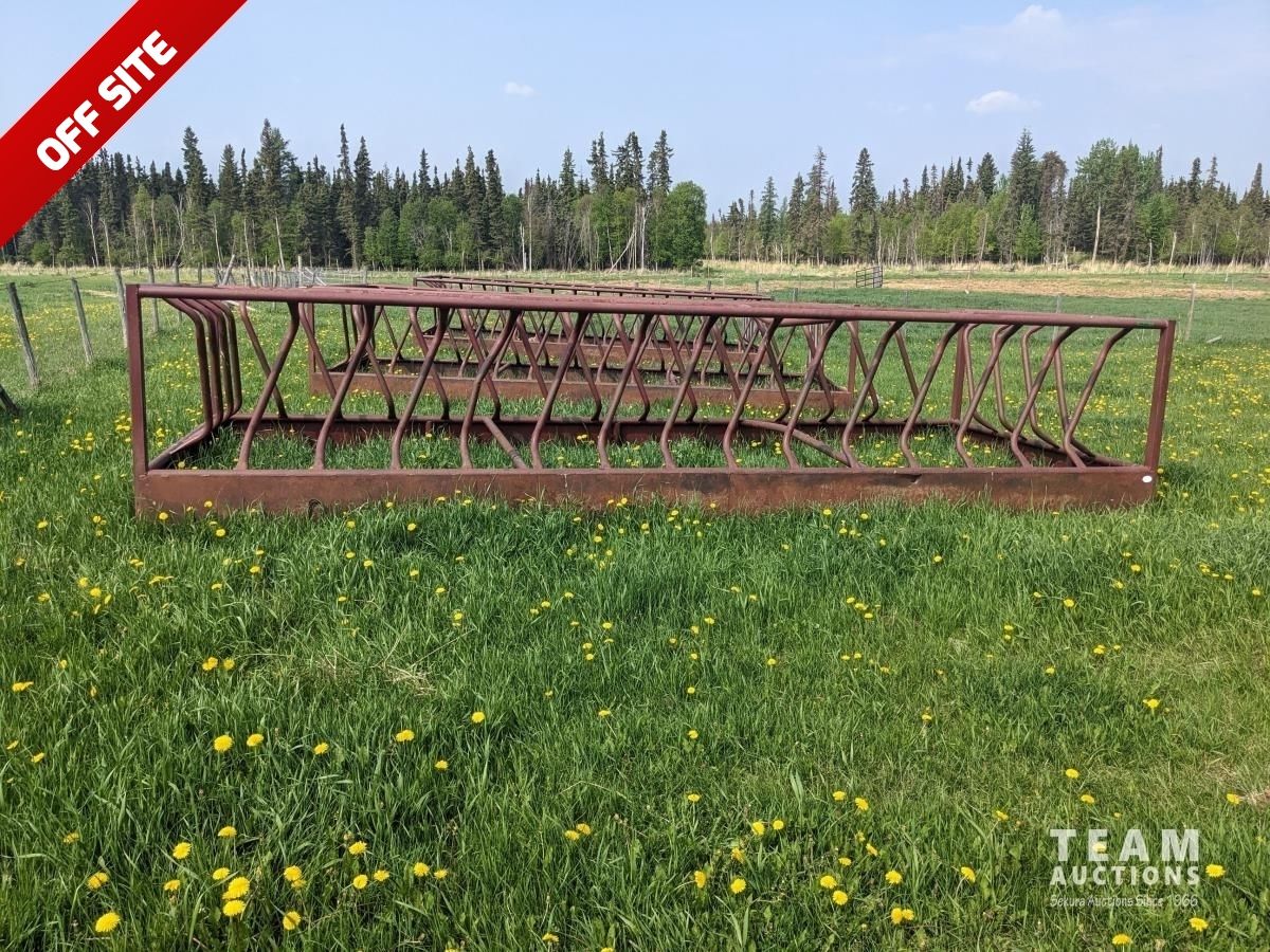 3 Bale Slant Bar Round Bale Feeder [23FD05006-016] | Team Auctions