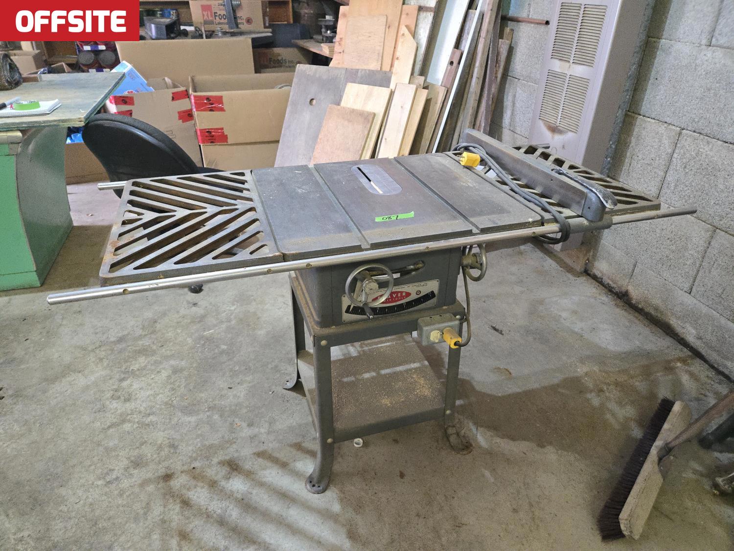 Beaver 8 Inch Table Saw [25FI37012-087] | Team Auctions