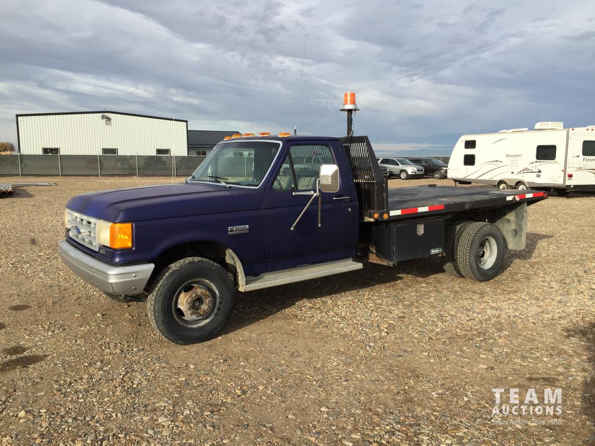 1990 Ford F450 2WD Regular Cab Dually Flat Deck Truck [23KD02039-001 ...