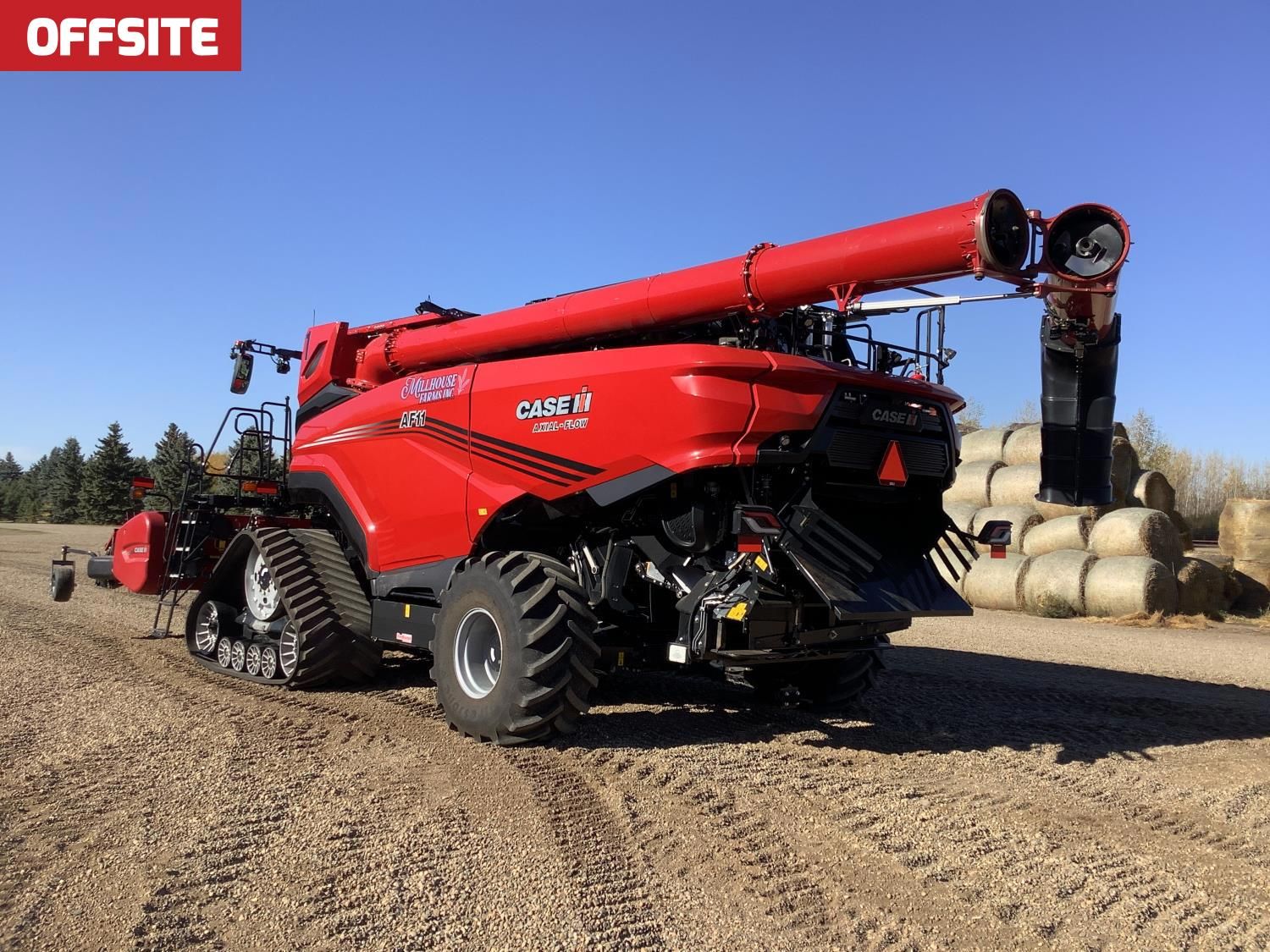 2025 Case IH AF11 Tracked Combine with Rear Wheel Assist [25LB05001-021 ...