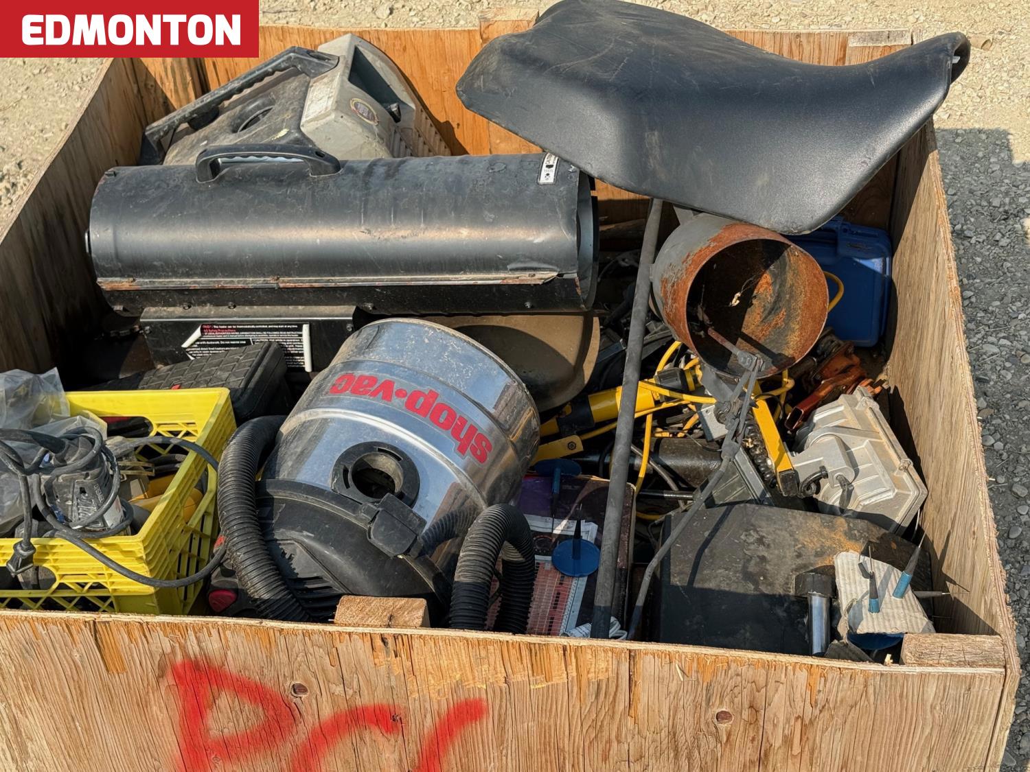 Bin of Random Tools and Equipment [25IN48013-002] | Team Auctions