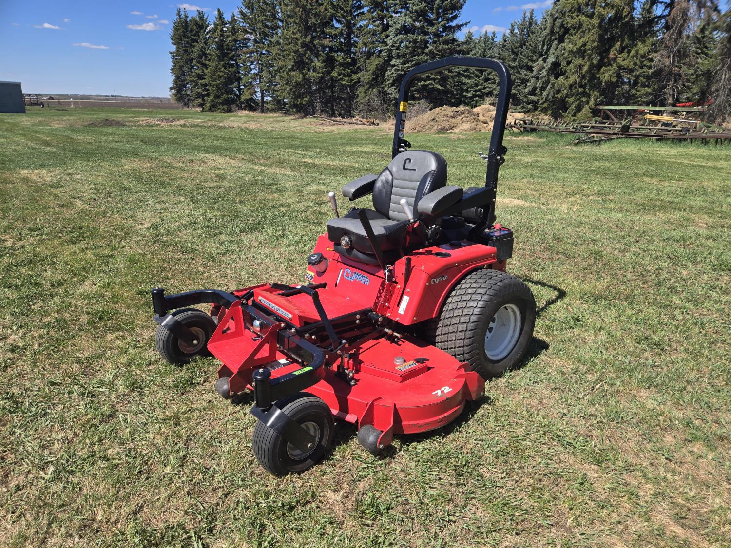 2018 Country Clipper Boss XL 72 Inch Zero Turn Lawnmower [25FJ41001-021]