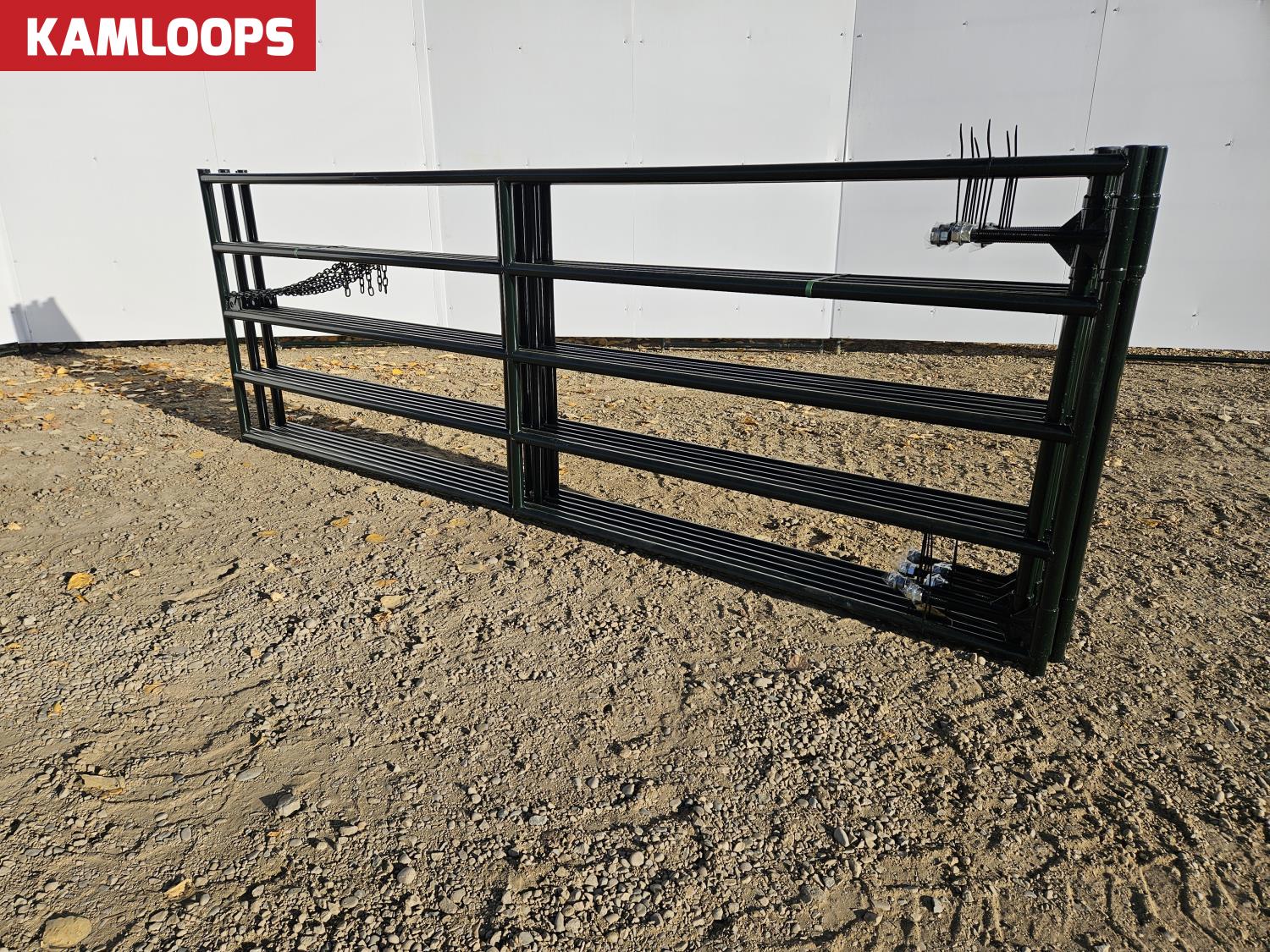 (12) 12 Ft Medium Duty 5 Bar Gates (Unused) [26BB10998-093] | Team Auctions