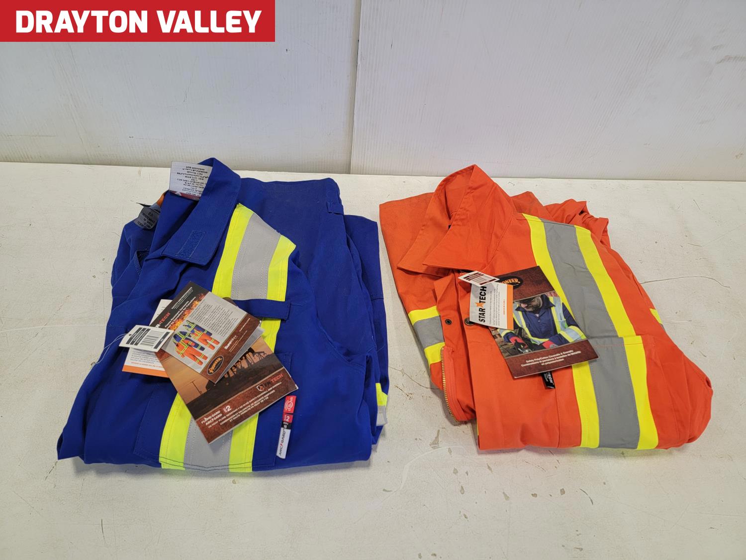 Size 46 Orange Coveralls and Size 48 Blue Coveralls [25HB37990-032 ...