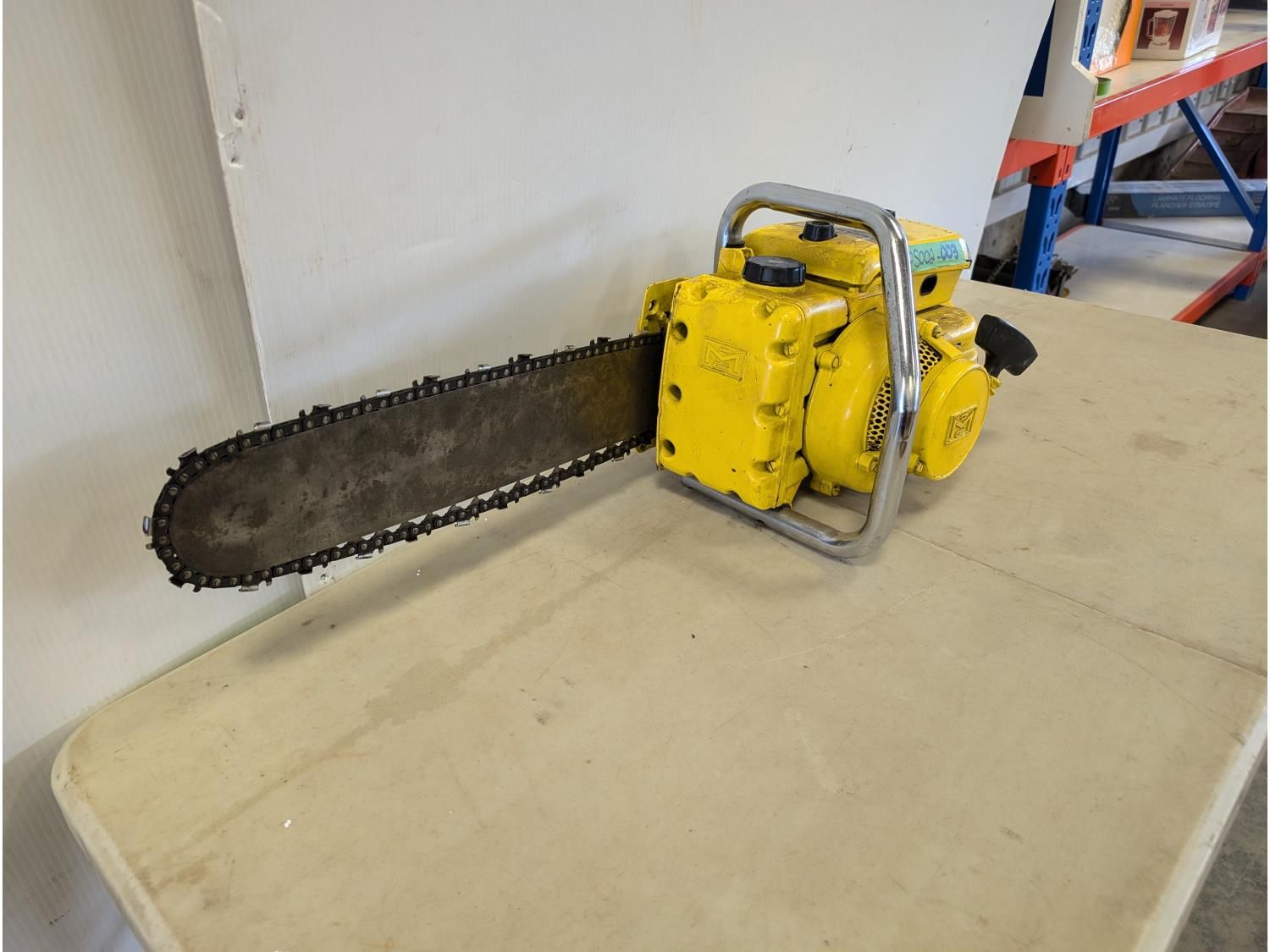 McCulloch 250 Gas Powered Chainsaw [24KE05002-003] | Team Auctions